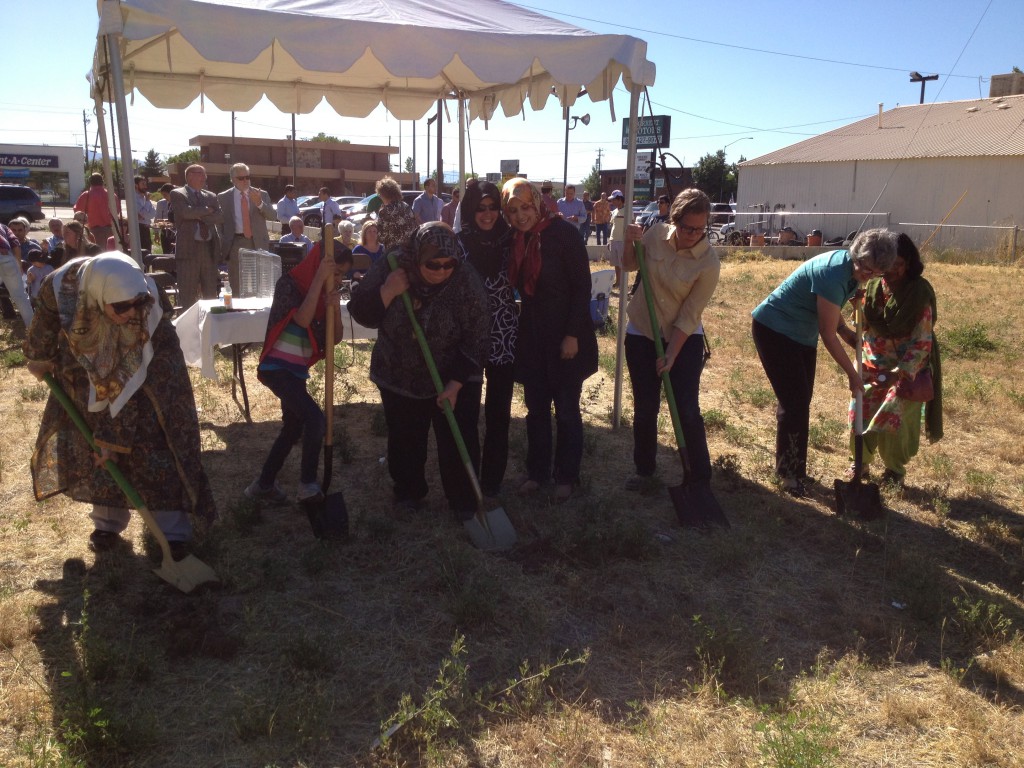 photo-uvic-groundbreaking-2 – Utah Valley Islamic Center