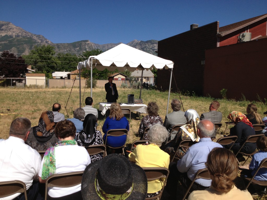 photo-uvic-groundbreaking-4 – Utah Valley Islamic Center